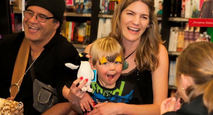 Rebecca Larsen - New Zealand Author