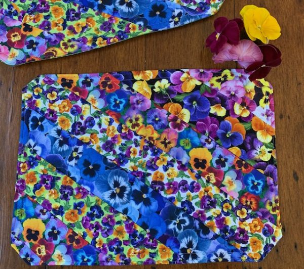 Patchwork Multi Pansy Set of Four Reversible Placemats - NZ Shipping ...