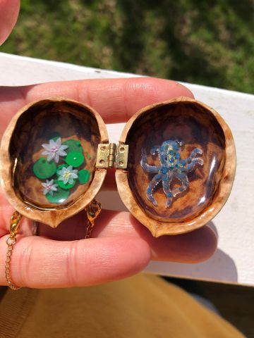 3d frog, octopus, fish in walnut shells - sisiartgallery