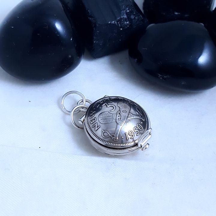 Threepence Coin Locket - Orchid Blue NZ | Chooice
